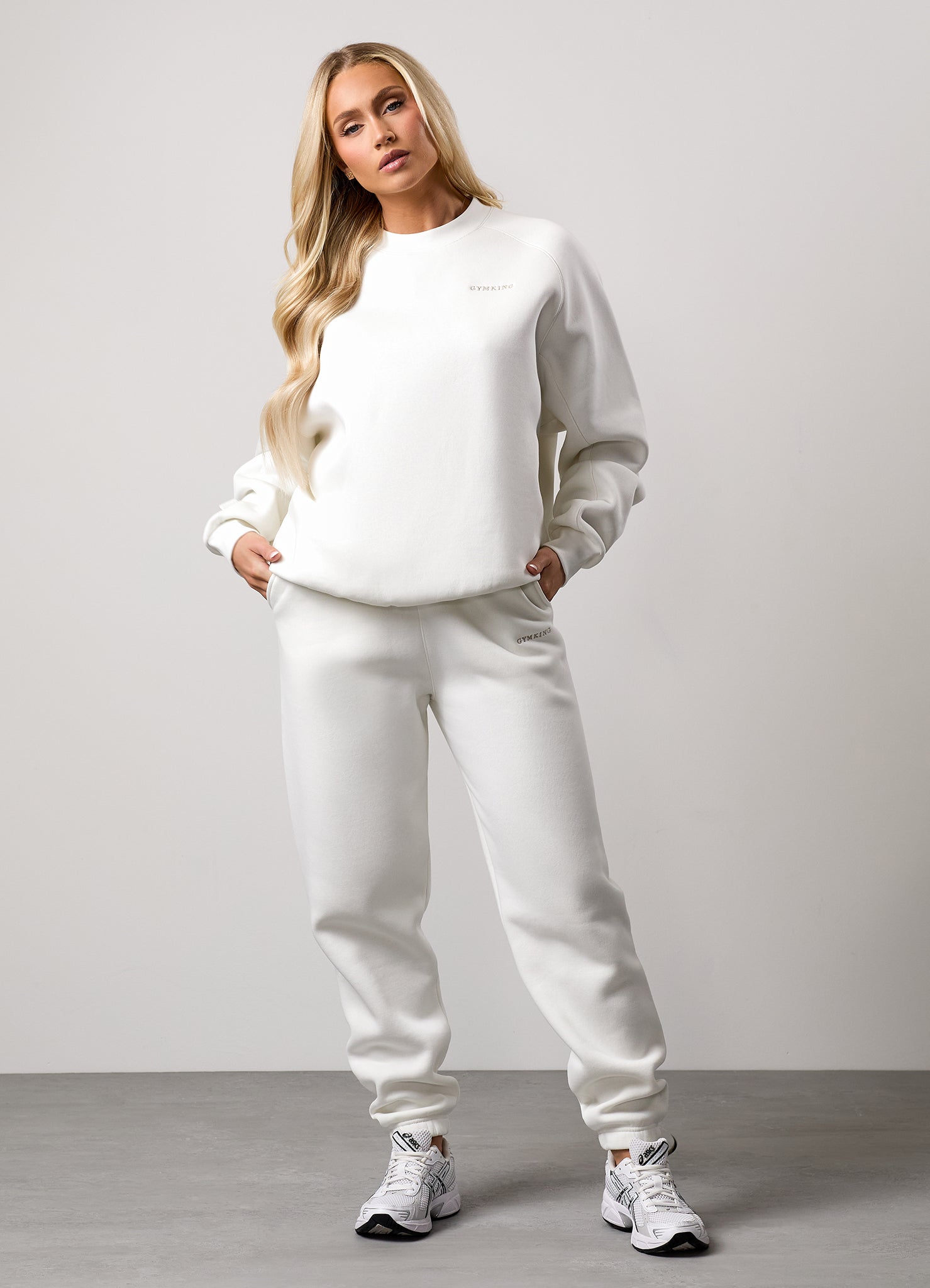 Gym King 365 Raglan Sleeve Crew Tracksuit Cream